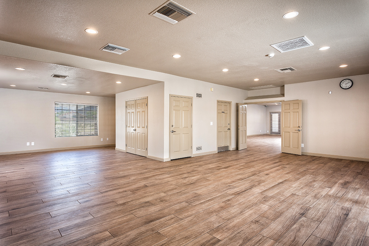 Community Center and Pool – Continental Ranch