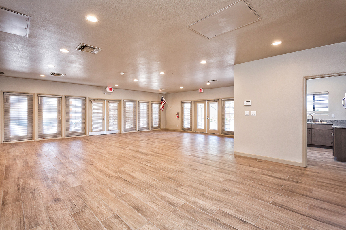 Community Center and Pool – Continental Ranch